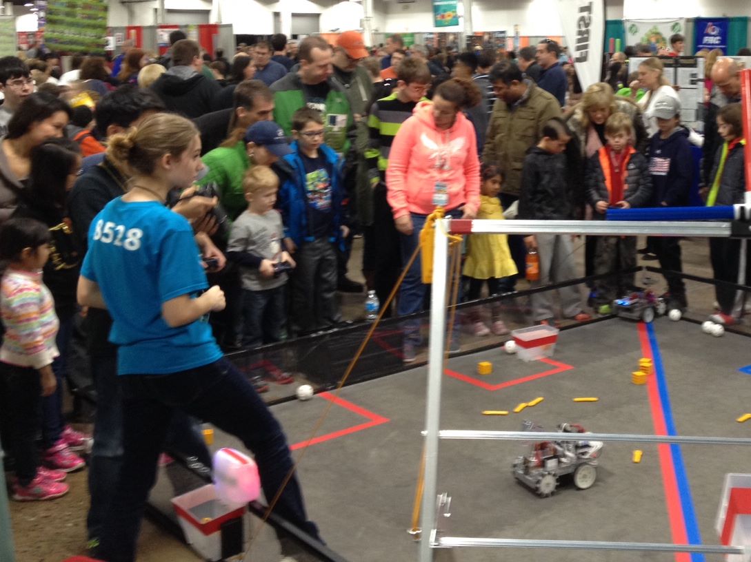 Robotics teams demo at Young Innovators Fair | First State Robotics
